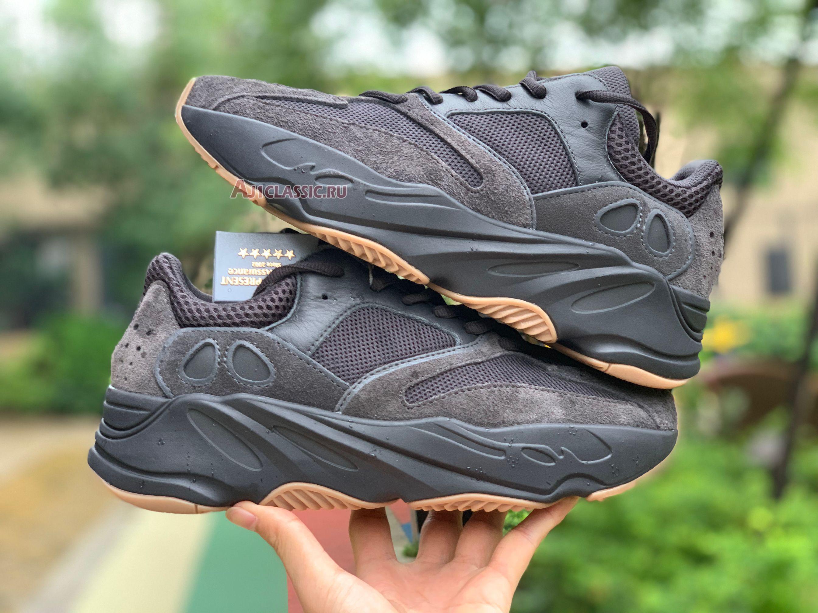 Adidas Yeezy Boost 700 Utility Black FV5304 Utility Black/Utility Black ...